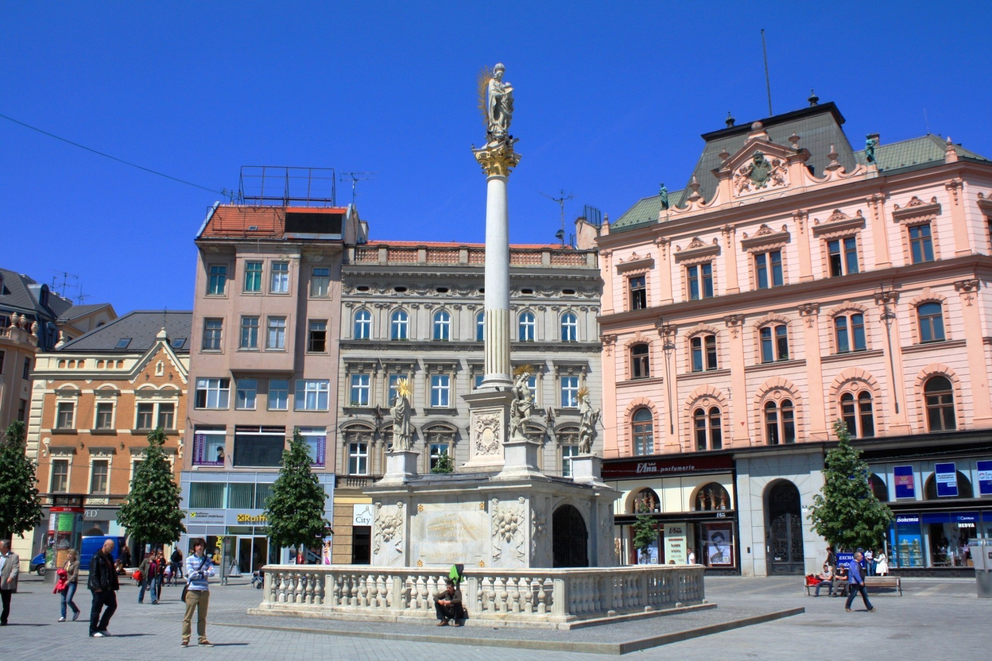 Freedom Square Stellplatzbrno.cz